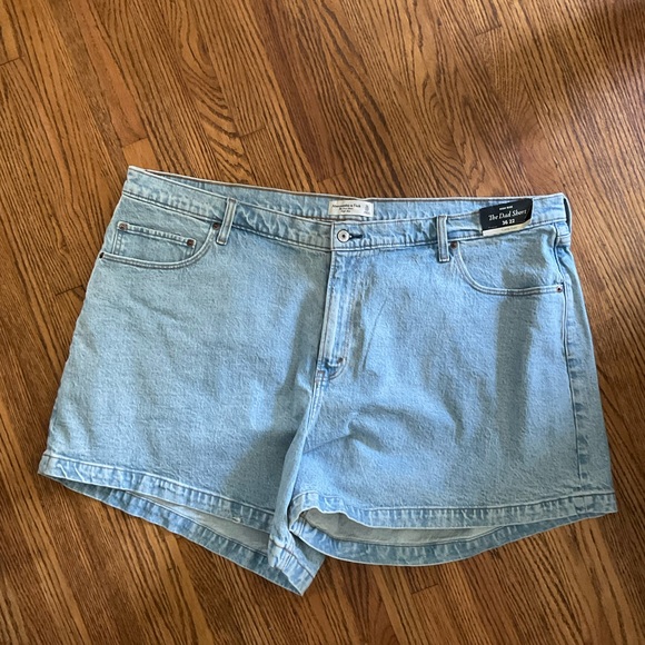 Abercrombie & Fitch | Shorts | Abercrombie Curve Love High Rise Dad ...